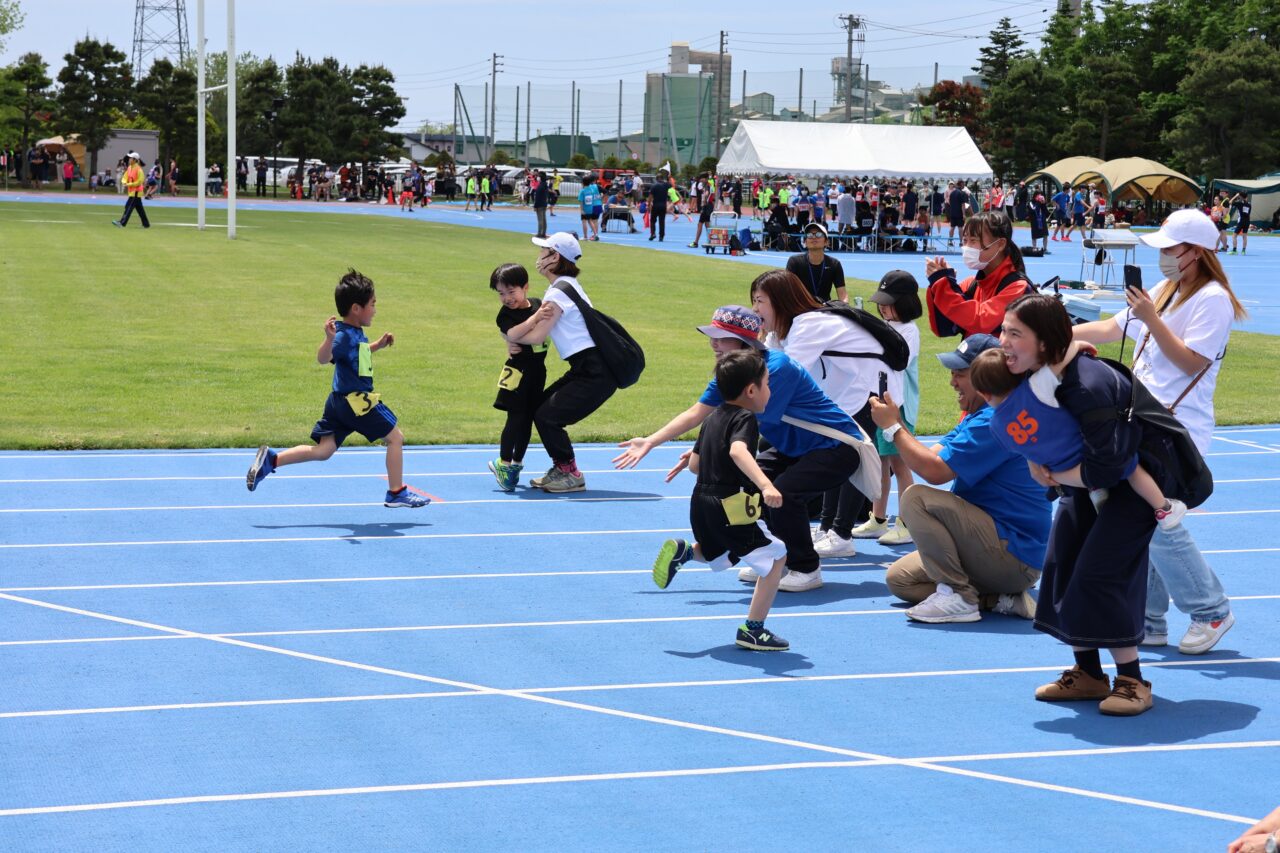 第58回 道新杯春季道南小学校陸上競技大会終了【二日目】 | NPO法人 函館CRS